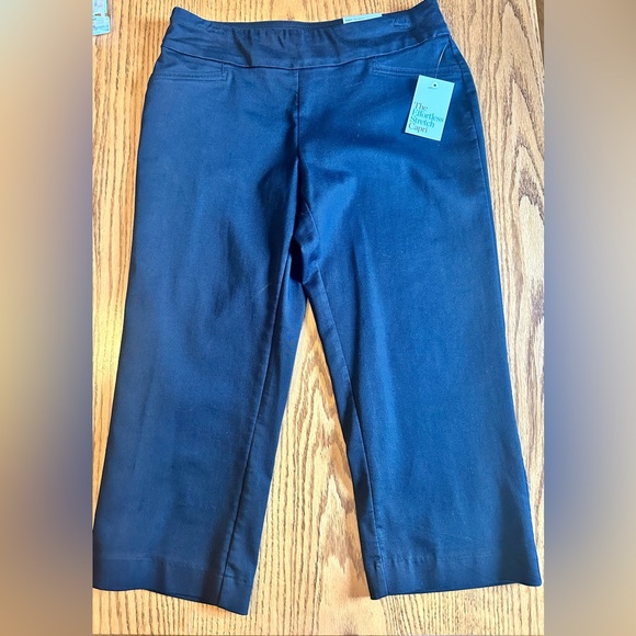 croft & barrow | Pants & Jumpsuits | Croft Barrow Capri Mid Rise Size 8 ...